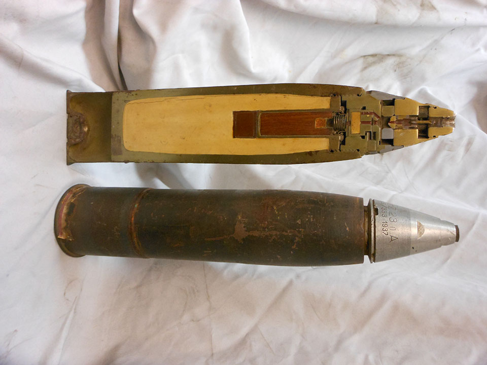 SHOP TALK: Painting the German le IG 18 75mm Infantry Support Gun | The National WWII Museum ...